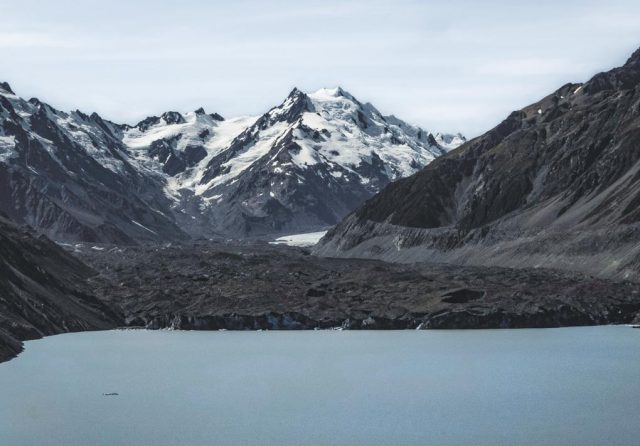 The Tasman Lake & Tasman Glacier Visitor Guide - Know Before You Go!