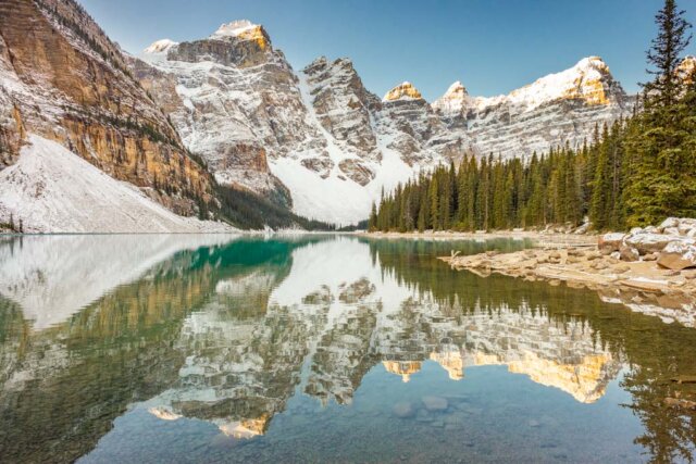 Guide to See the Fall Colours in Banff and 12 Things to Do!