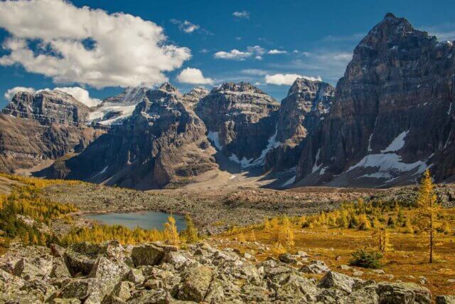 15 BEST Things to do in Banff in September - Destinationless Travel