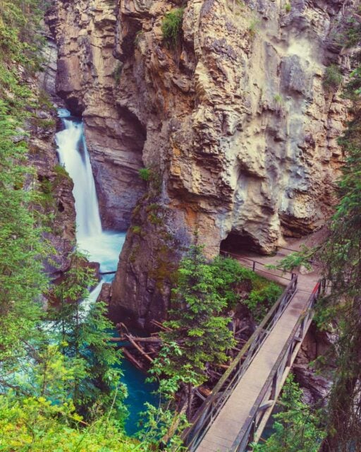 35 BEST Hikes in Banff (ranked from Easy to Hard)