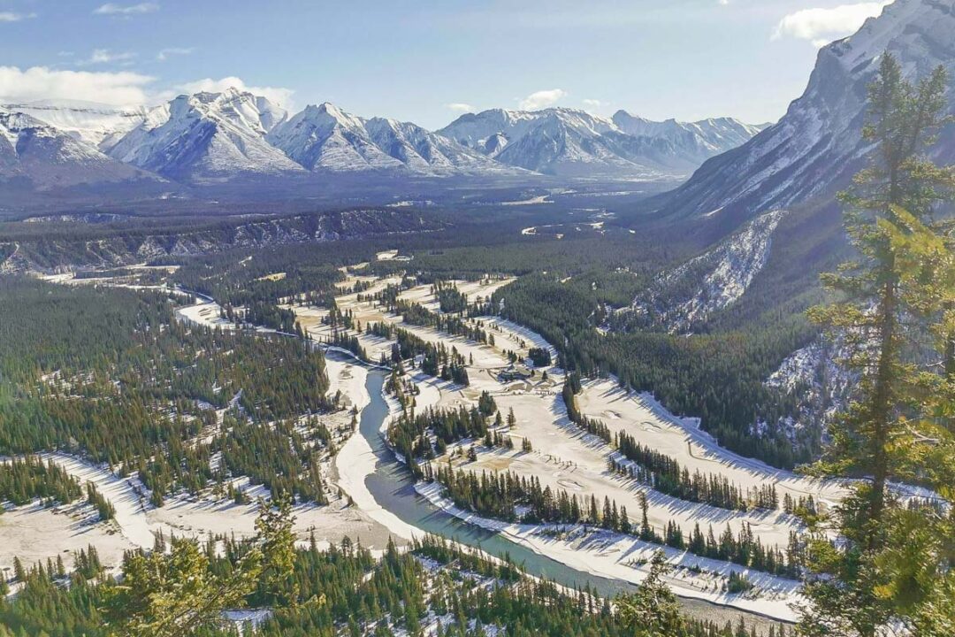 35 BEST Hikes in Banff (ranked from Easy to Hard)