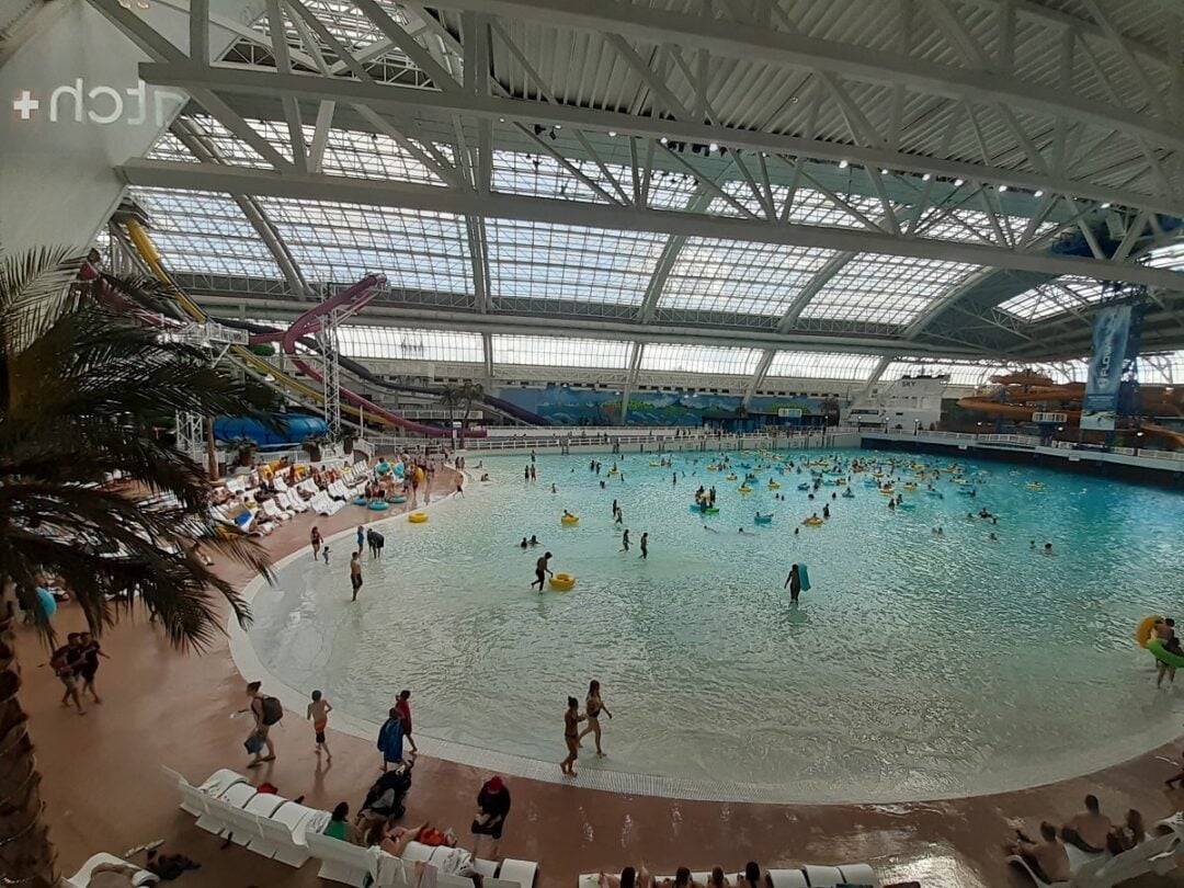 17 FUN Things to do in West Edmonton Mall (other than shopping!)