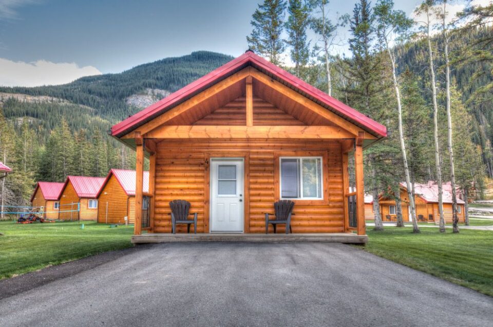 Where to Stay in Jasper: Our Guide to the BEST Areas and Hotels