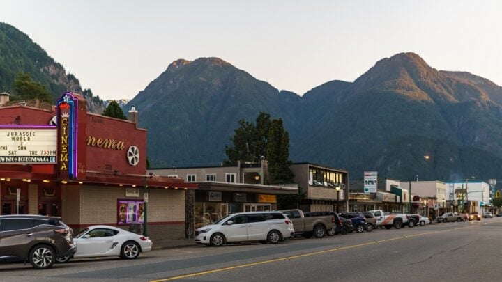17 BEST Things to do in Hope, BC & Guide to Visiting