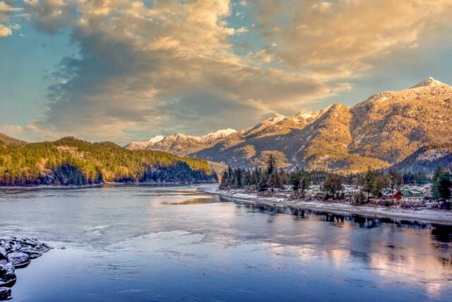 17 BEST Things to do in Hope, BC & Guide to Visiting