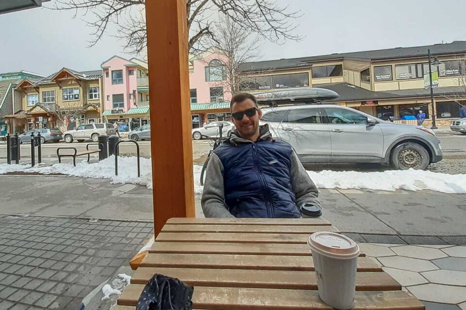 5 Absolute BEST Cafes and Coffee Shops in Canmore with scenic views ...
