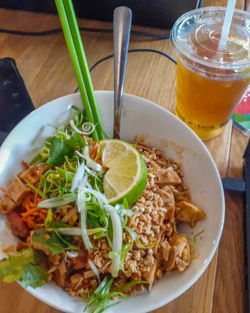 5 Absolute BEST Cafes and Coffee Shops in Canmore with scenic views ...