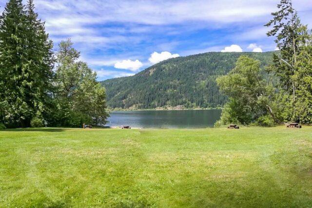 18 FUN Things to do in Sicamous, BC - Destinationless Travel