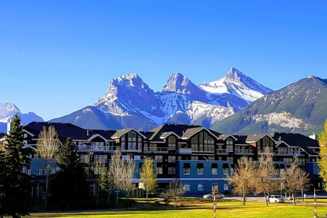 Canmore & Kananaskis - Destinationless Travel
