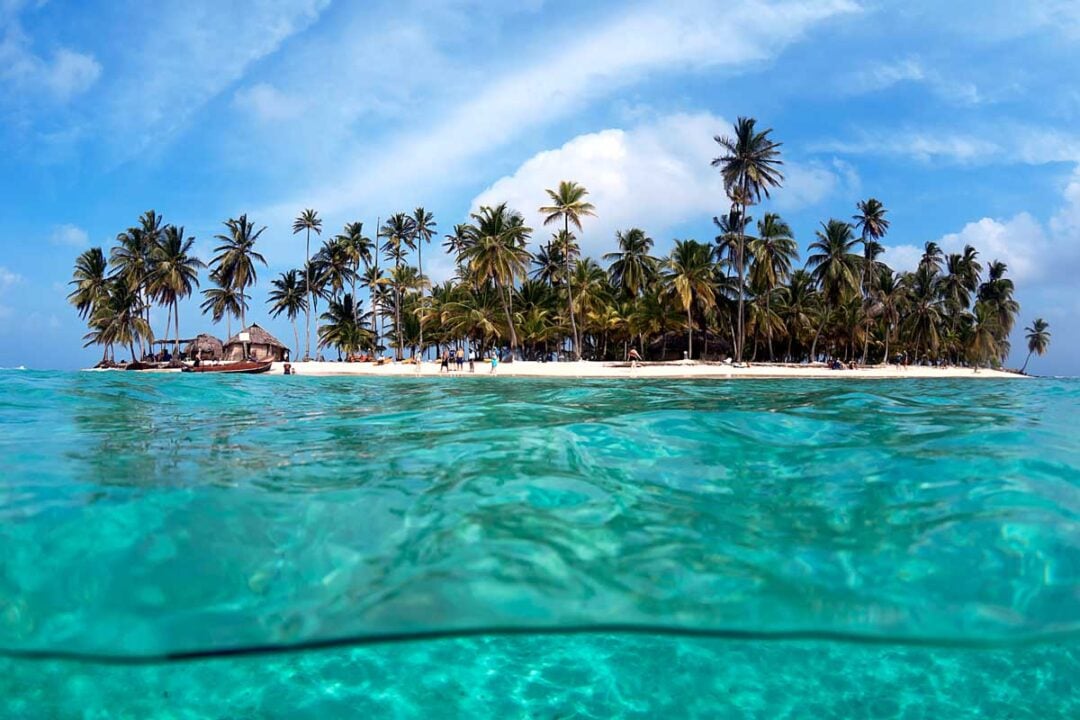 12 Things to KNOW Before Booking a Trip to the San Blas Islands
