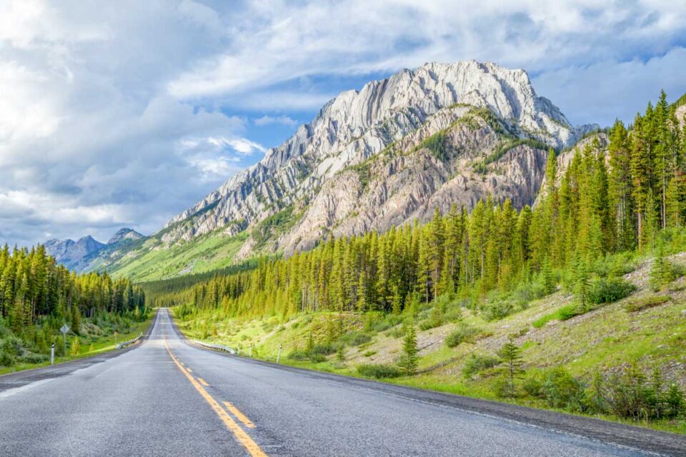 20 BEST Stops on the Drive from Edmonton to Banff (+The BEST Route!)