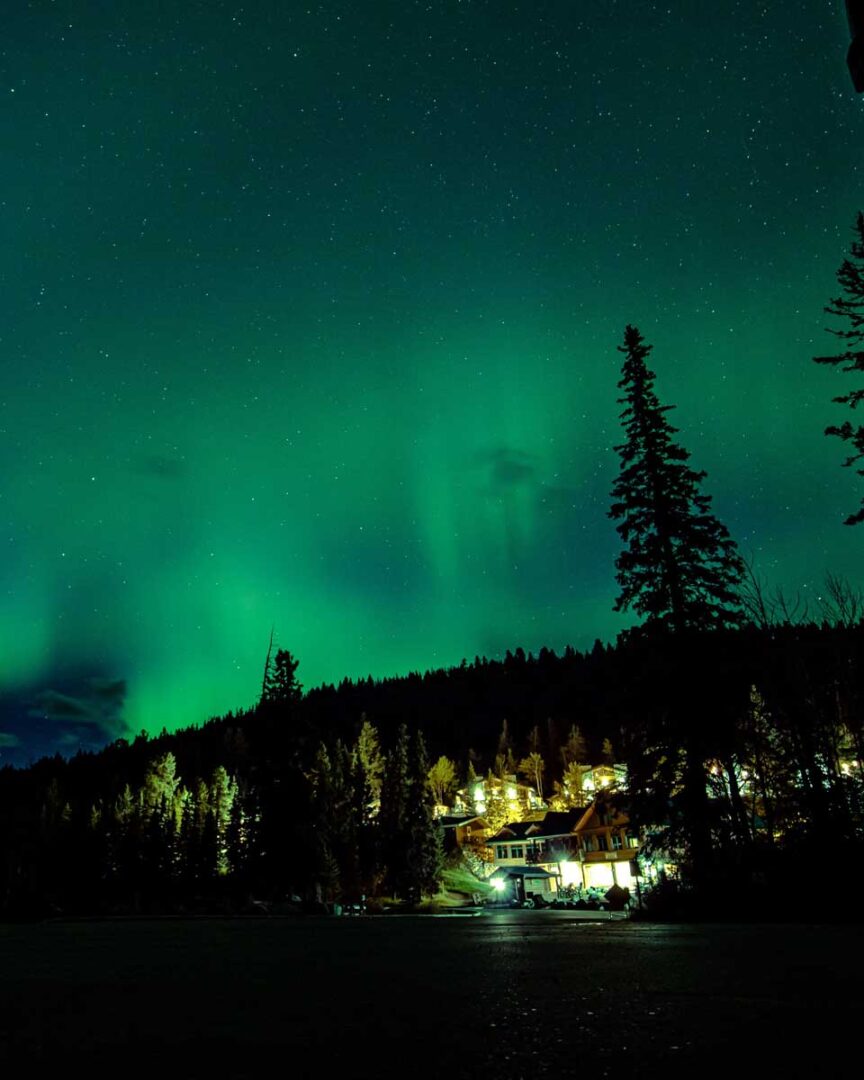9 BEST Tours in Canmore, Alberta (that you don’t want to miss!)