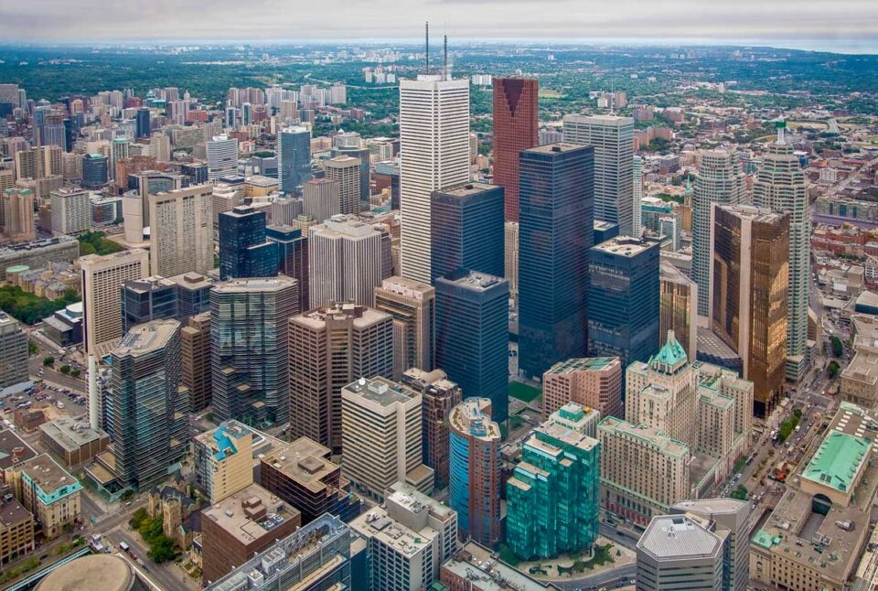 33 BEST Things to do in Toronto, Canada (2023 Travel Guide!)