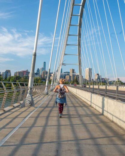 16 BEST Stops on the Drive from Edmonton to Canmore