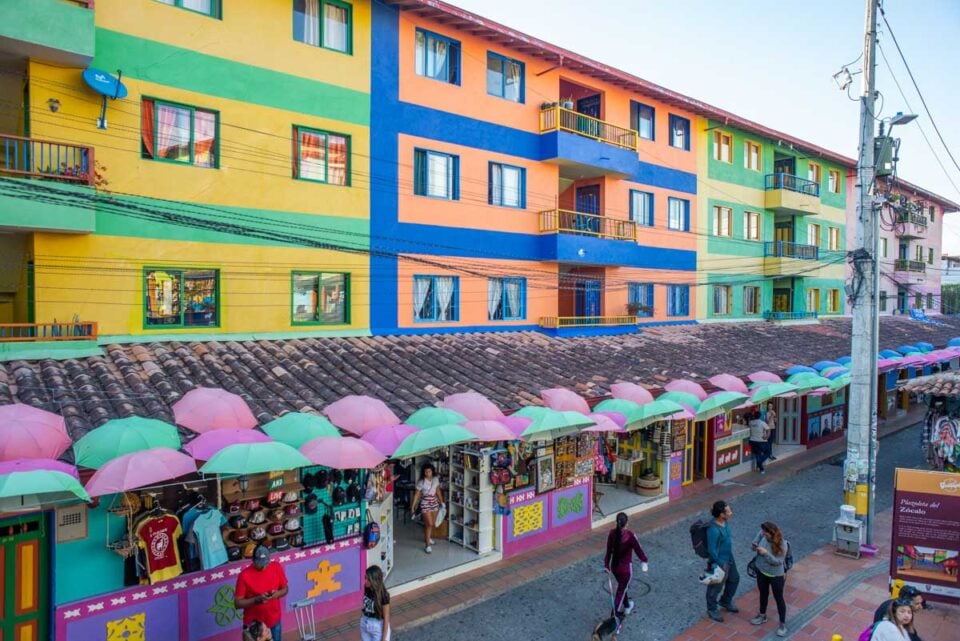 7 BEST Guatapé Tours from Medellin - Destinationless Travel