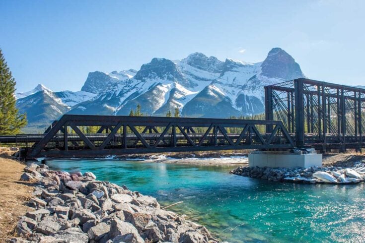 9 BEST Tours in Canmore, Alberta (that you don’t want to miss!)