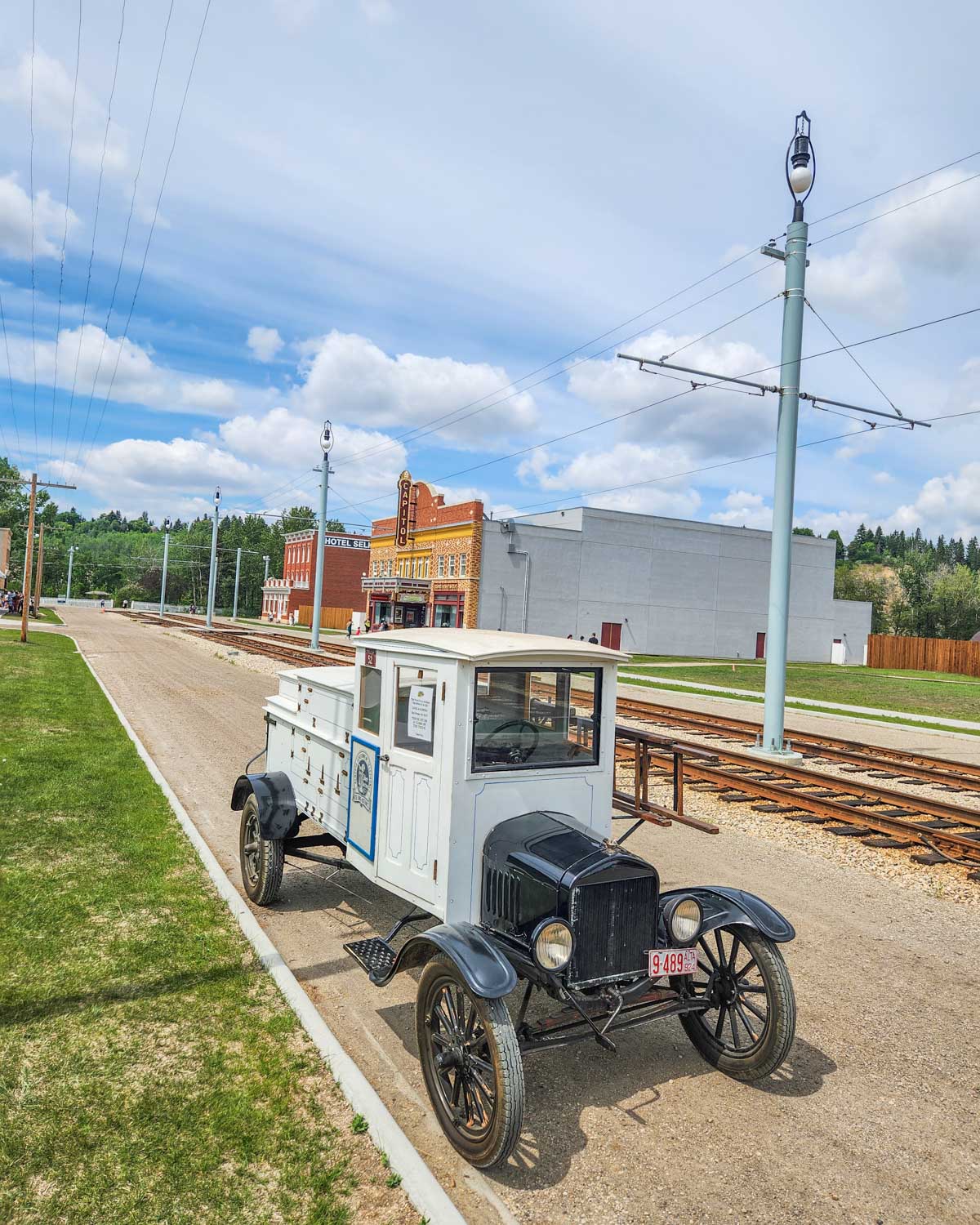 22 FUN Things to do in Edmonton in Summer - Destinationless Travel