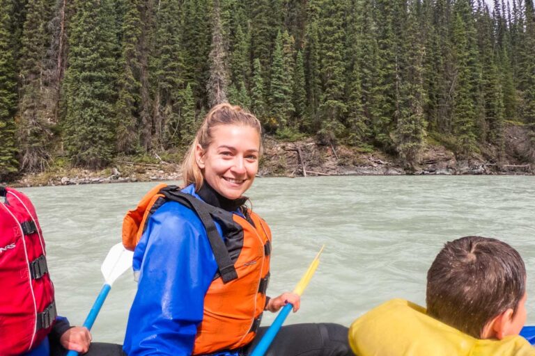 Whitewater Rafting in Banff: 8 Things to KNOW +Best Tours in 2026