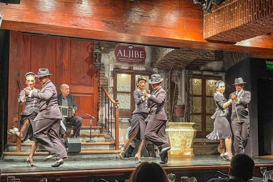 10 Things to KNOW Before Booking a Tango Show in Buenos Aires