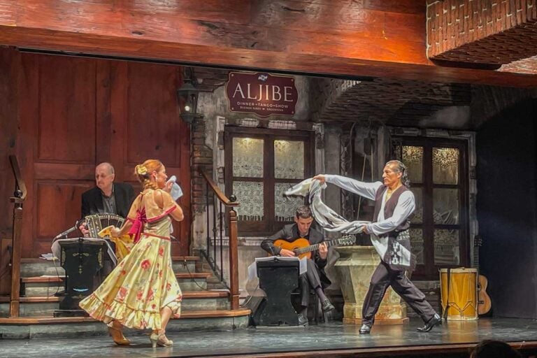 10 Things to KNOW Before Booking a Tango Show in Buenos Aires