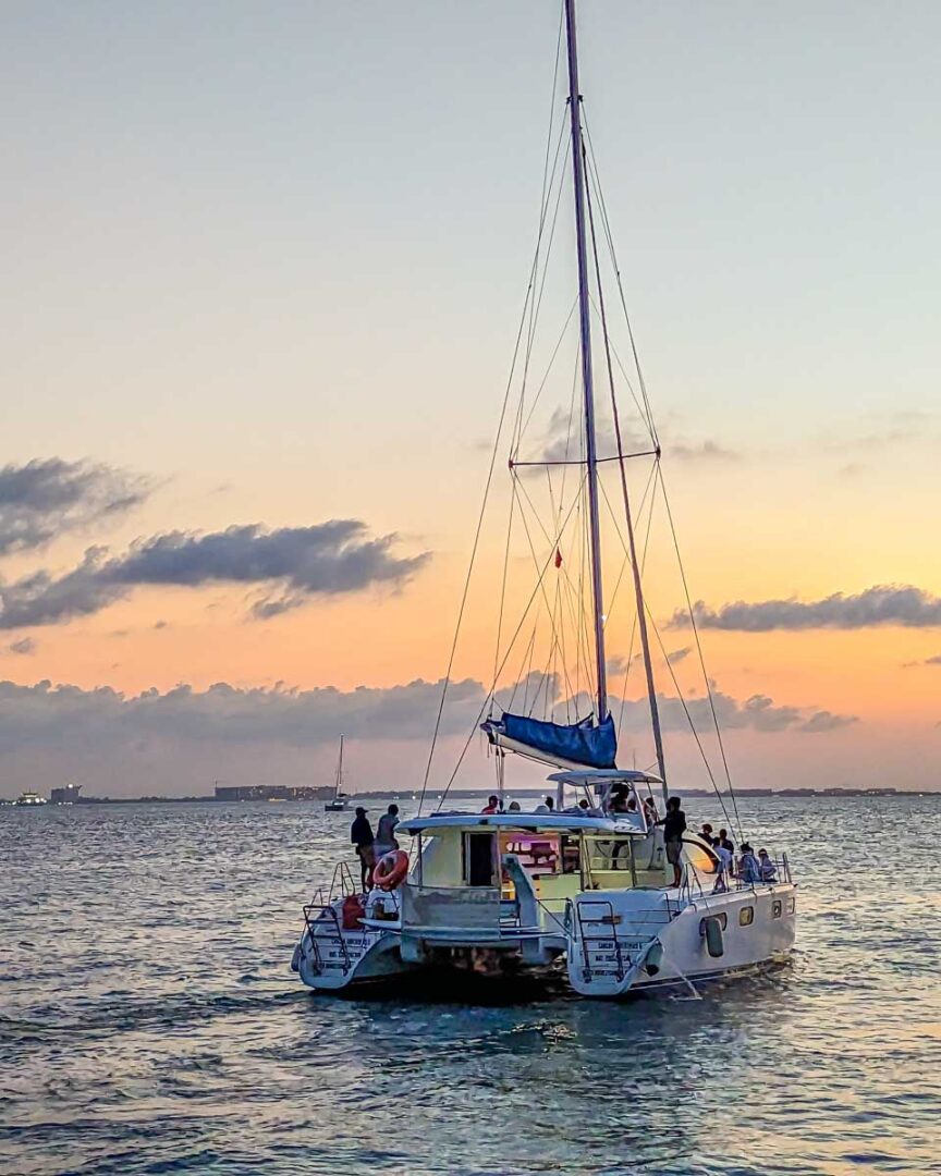 12 Things to Know BEFORE Booking a Cancun Sunset Cruise ...