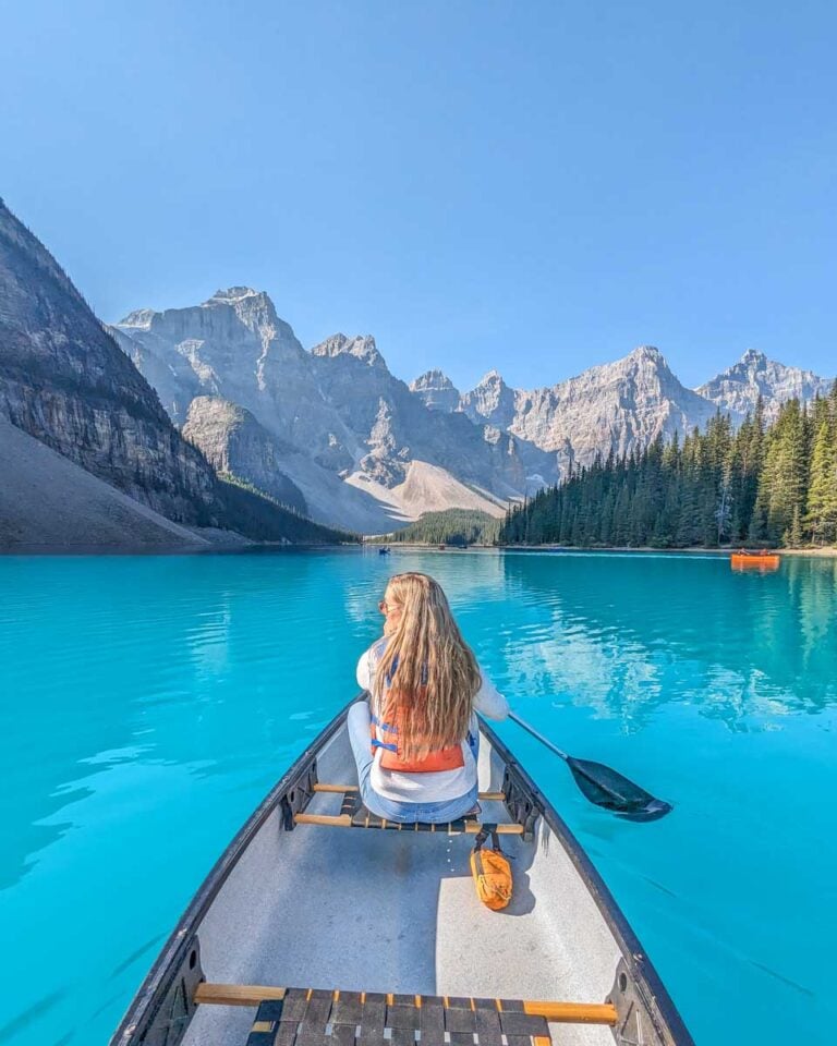 9 BEST Vancouver to Banff Tours By Train, Bus, and Shuttle!