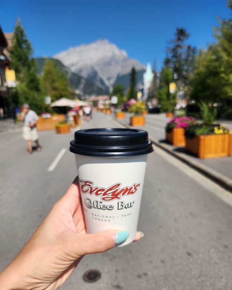 22 BEST Places to Visit in Alberta, Canada that you'll absolutely love!