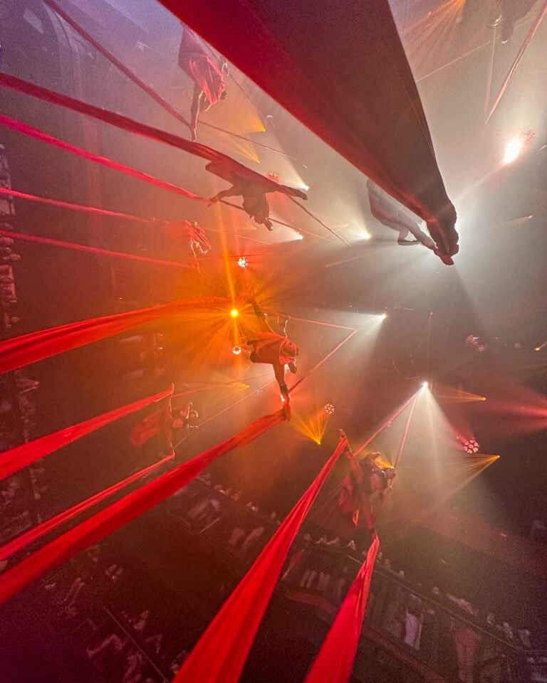 15 Things to Know BEFORE Going to Coco Bongo in Cancun ...