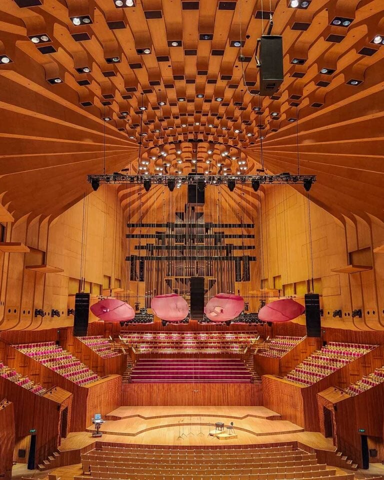 7 BEST Sydney Opera House Tours +Tips to Know BEFORE You Go!