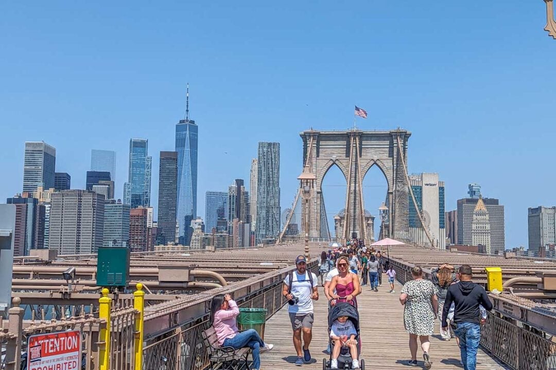 10 Things to Know BEFORE Walking the Brooklyn Bridge - Destinationless ...