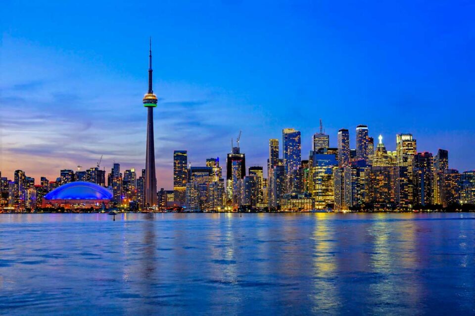 How to Spend 2 Days in Toronto (For First-Timer Visitors ...