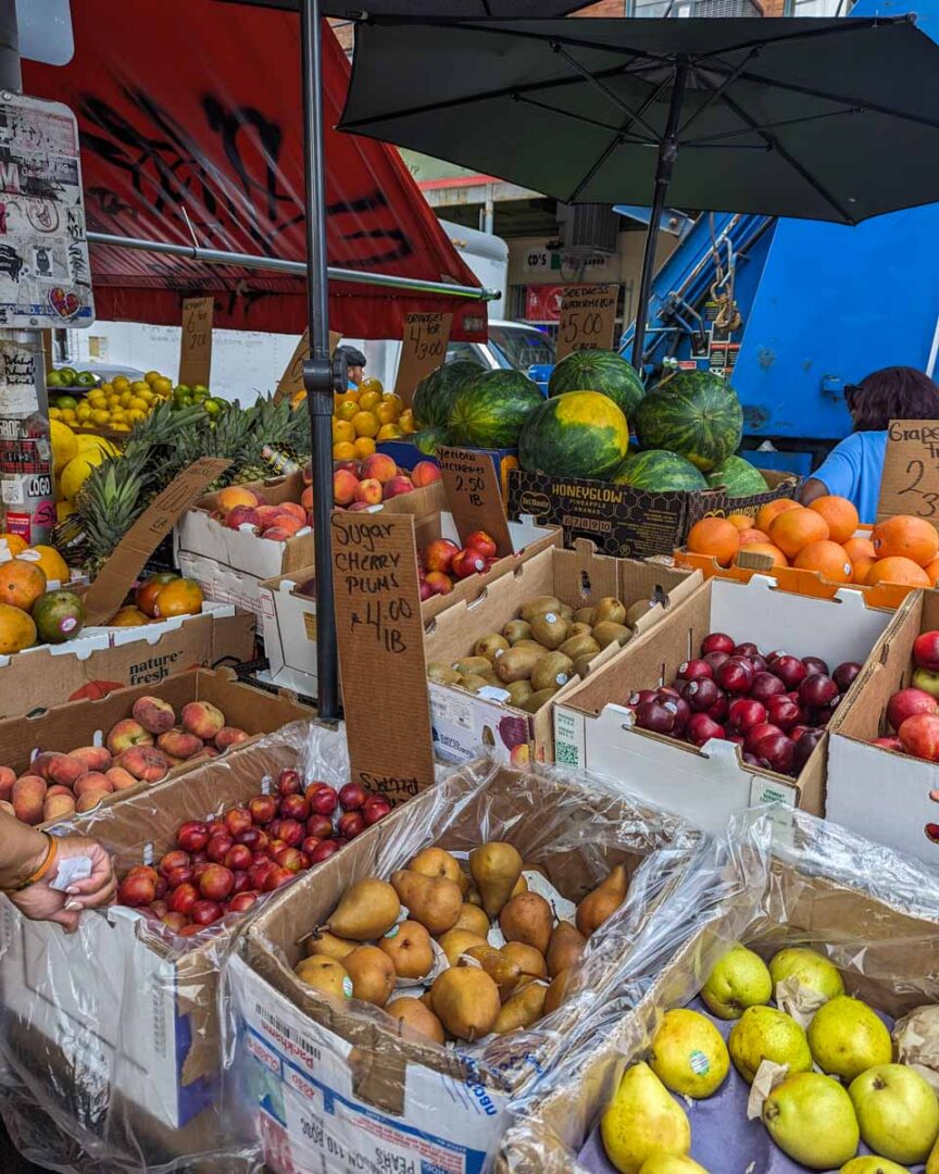 8 Things to Know BEFORE Visiting the Italian Market in Philadelphia ...