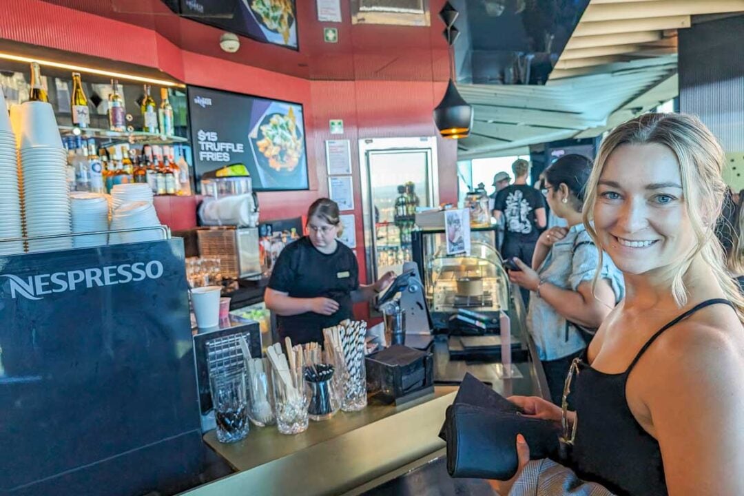 9 Things to Know Before Visiting the Melbourne Skydeck - Destinationless Travel