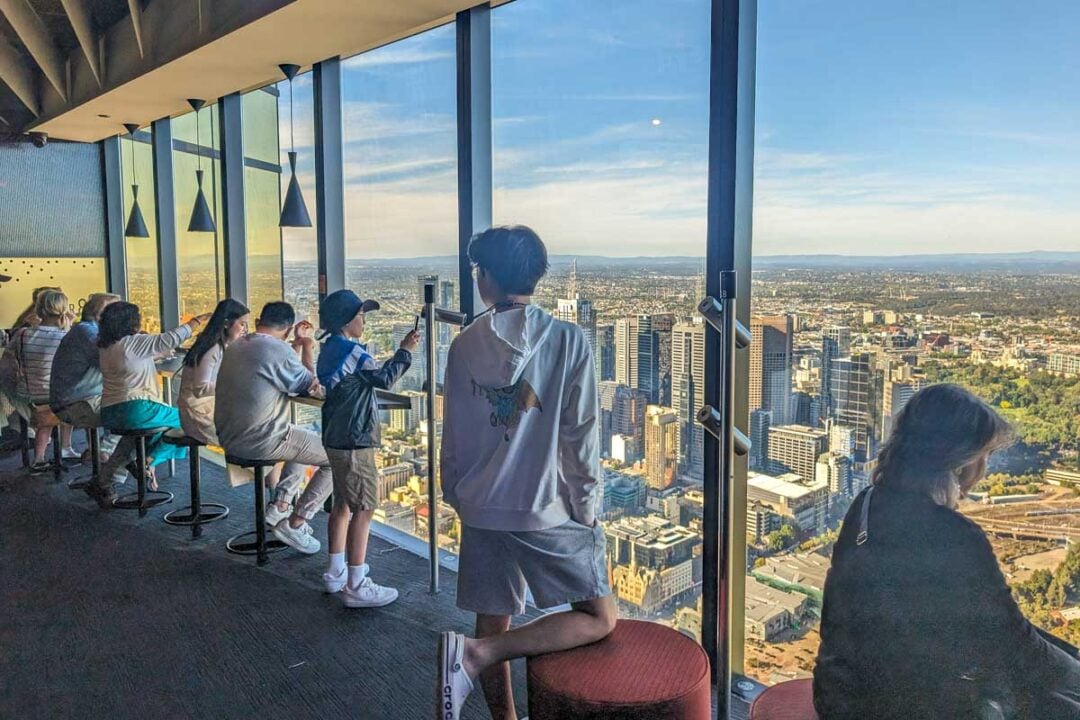 9 Things to Know Before Visiting the Melbourne Skydeck - Destinationless Travel