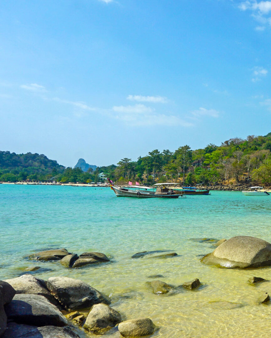 How to Spend THREE DAYS on the Phi Phi Islands, Thailand: 3-Day ...
